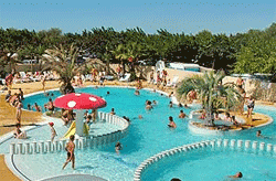 Camping Les Flots Bleus - Vias